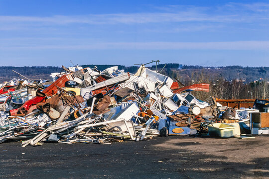 "Metal Scrap" Images – Browse 822 Stock Photos, Vectors, and Video ...