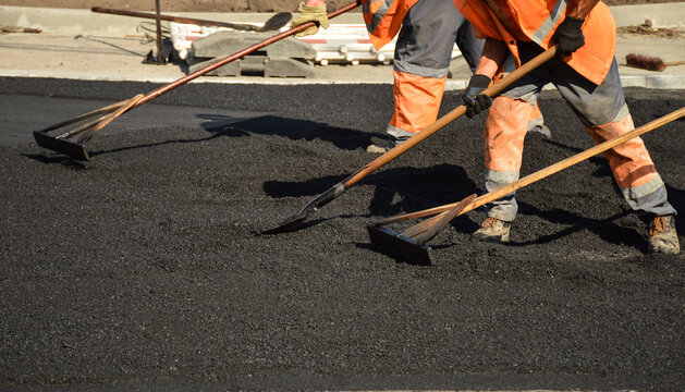Asphalt Workers Images – Browse 68,142 Stock Photos, Vectors, and Video ...