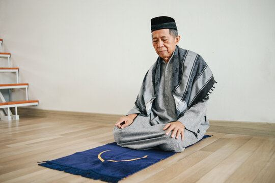 Tashahhud Imagens – Procure 73 fotos, vetores e vídeos | Adobe Stock