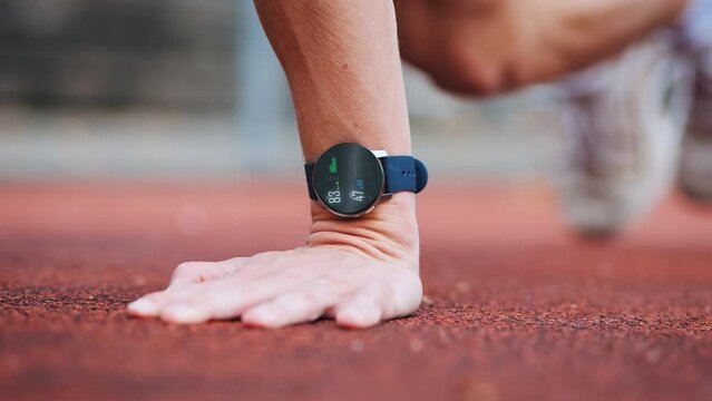 "Smart Watch" Images – Browse 183,642 Stock Photos, Vectors, and Video ...