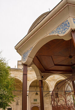 Sadrvan Images – Browse 136 Stock Photos, Vectors, and Video | Adobe Stock