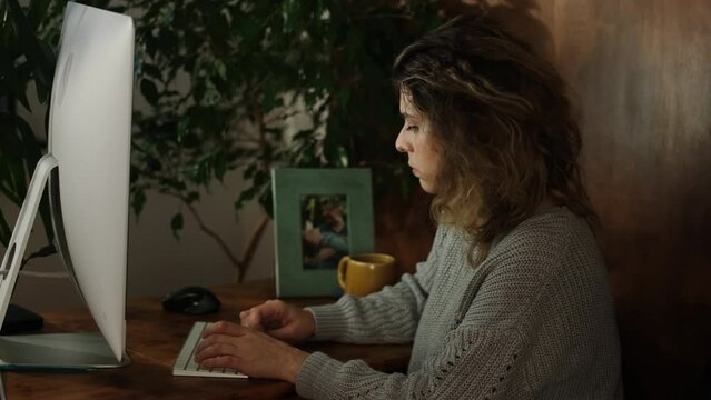 "Online Exam" Images – Browse 935 Stock Photos, Vectors, and Video ...