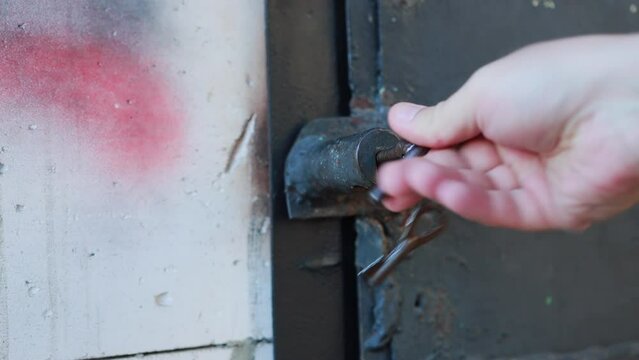 Old Padlock Images – Browse 73,610 Stock Photos, Vectors, and Video ...