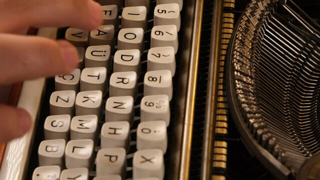 "Typewriter Keyboard" Images – Browse 1,206 Stock Photos, Vectors, and ...