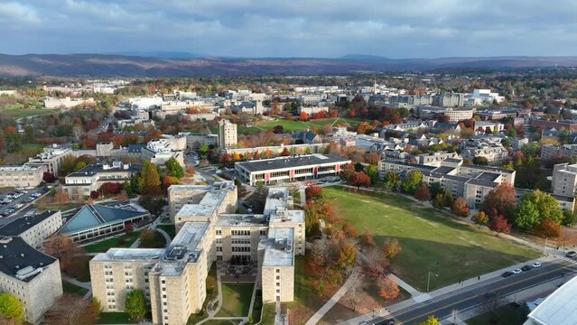 รูปภาพBlacksburg – เลือกดูภาพถ่ายสต็อก เวกเตอร์ และวิดีโอ547 | Adobe Stock