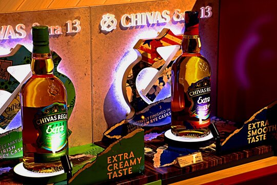 Chivas Bilder – Durchsuchen 460 Archivfotos, Vektorgrafiken und Videos ...