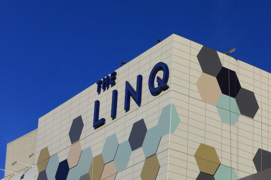 Linq Images – Browse 122 Stock Photos, Vectors, and Video | Adobe Stock