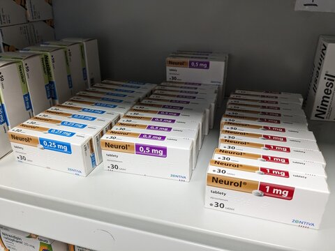 Alprazolame Images – Browse 49 Stock Photos, Vectors, and Video | Adobe ...