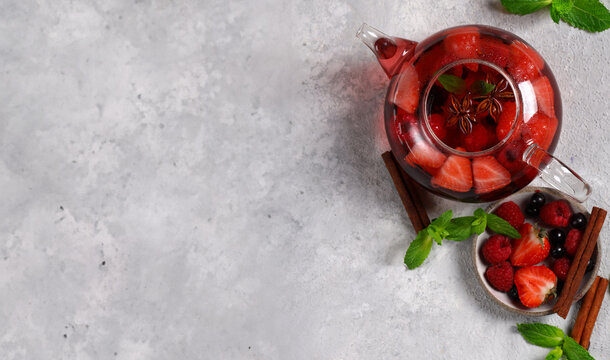 Carcade Bilder – Durchsuchen 4,371 Archivfotos, Vektorgrafiken und ...