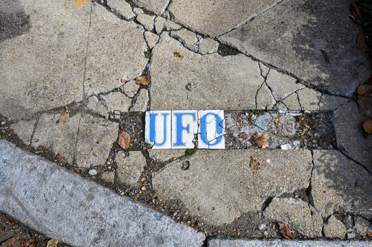 Afbeeldingen over "Street Names" – Blader in stockfoto's, vectoren en ...