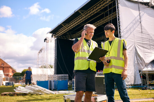 Roadies Images – Browse 937 Stock Photos, Vectors, and Video | Adobe Stock