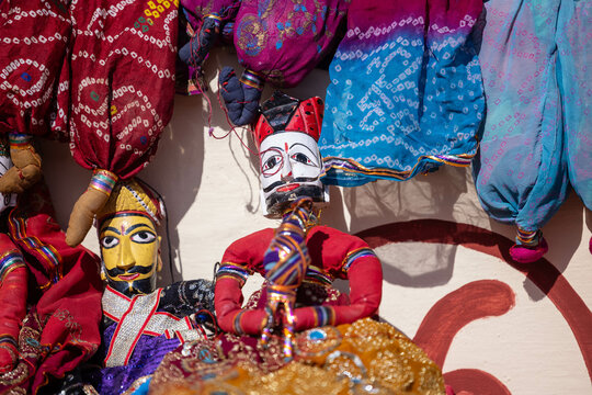 "Folk Dance"-Bilder: Stock-Fotos & -Videos. | Adobe Stock