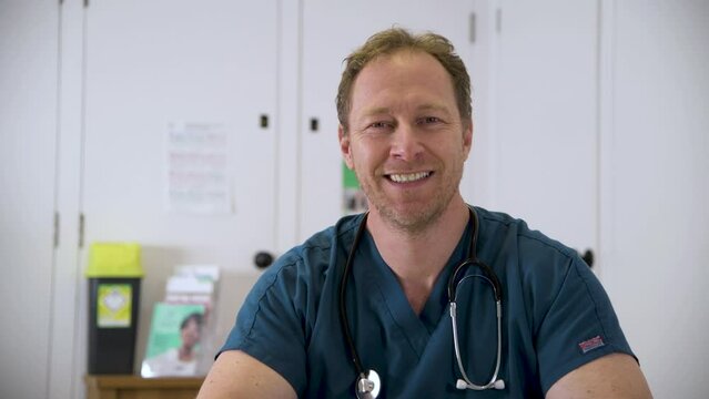 Nhs Doctor Images – Browse 3,387 Stock Photos, Vectors, and Video ...