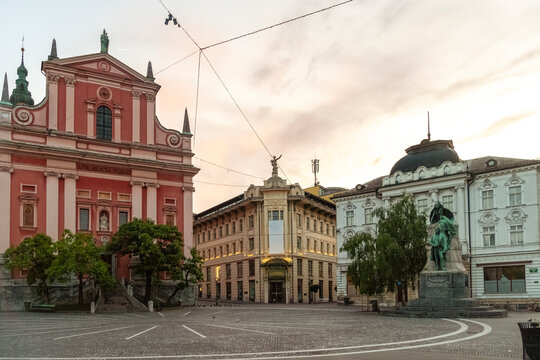 Westend61 photos, images, assets | Adobe Stock