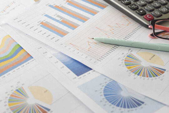 Reports And Charts Images – Browse 1,791,652 Stock Photos, Vectors, and ...