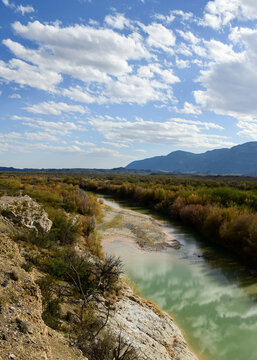 "Us Mexico Border" Images – Browse 1,952 Stock Photos, Vectors, and ...