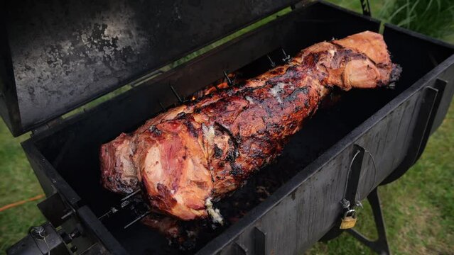 "Hog Roast" 이미지 – 찾아보기 1,033 스톡 사진, 벡터 및 비디오 | Adobe Stock