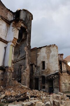 "Burnt Building" Images – Browse 282 Stock Photos, Vectors, and Video ...