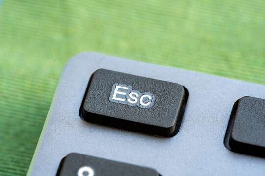 "Escape Key"-Bilder: Stock-Fotos & -Videos. | Adobe Stock