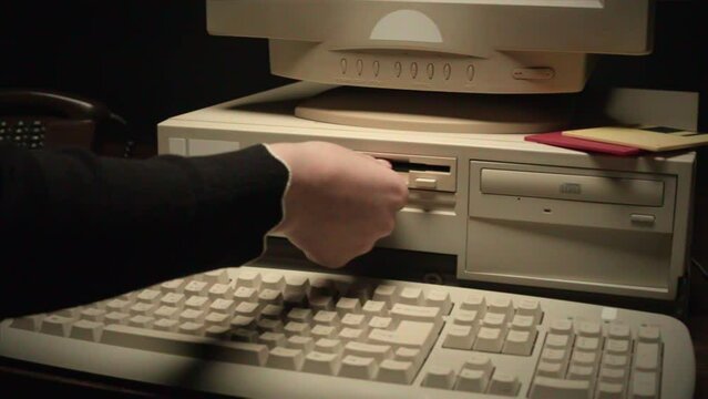 Diskettes Images – Browse 69,613 Stock Photos, Vectors, and Video ...