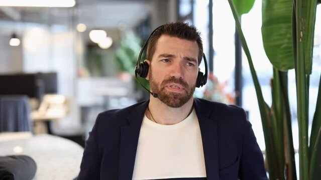 Teleoperator Images – Browse 1,443 Stock Photos, Vectors, and Video ...