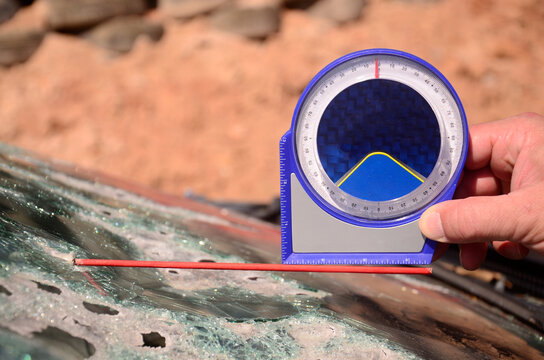 Inclinometer-Bilder: Stock-Fotos & -Videos. | Adobe Stock