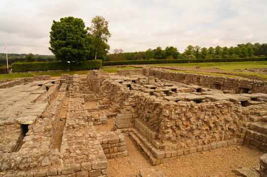 "Hadrian's Wall" Images – Browse 905 Stock Photos, Vectors, and Video ...