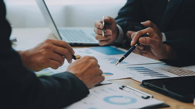 Consultation Financial Images – Browse 102,369 Stock Photos, Vectors ...