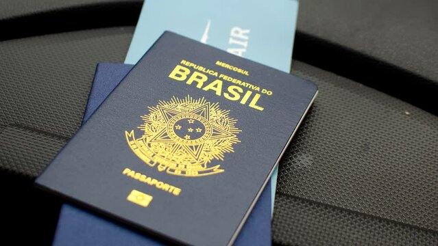 "Brazilian Passport" Images – Browse 738 Stock Photos, Vectors, and ...
