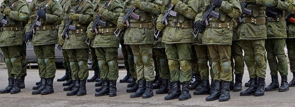 Soldiering Bilder – Durchsuchen 615 Archivfotos, Vektorgrafiken und ...