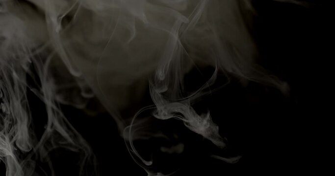 Afbeeldingen over "Smoke Trails" – Blader in stockfoto's, vectoren en ...