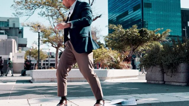 Clumsy Person Images – Browse 5,747 Stock Photos, Vectors, and Video ...