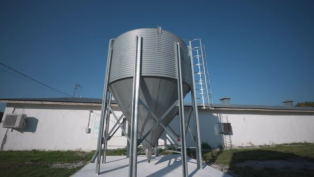 "Silo Tower" Images – Browse 166 Stock Photos, Vectors, and Video ...