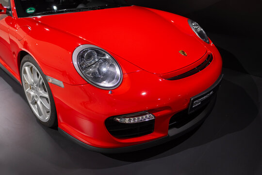 Red Porsche Images – Browse 4,082 Stock Photos, Vectors, and Video ...