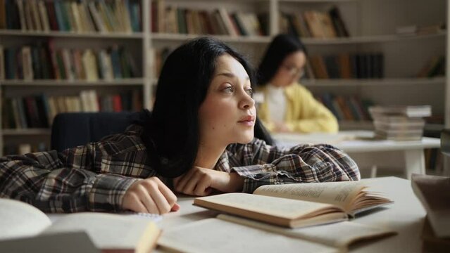 Disappointed Student Images – Browse 118,989 Stock Photos, Vectors, and ...