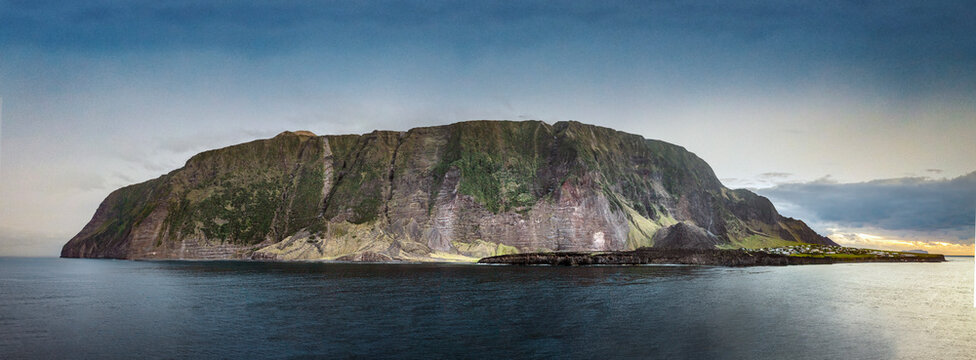 "Tristan Da Cunha" Images – Browse 1,024 Stock Photos, Vectors, and ...