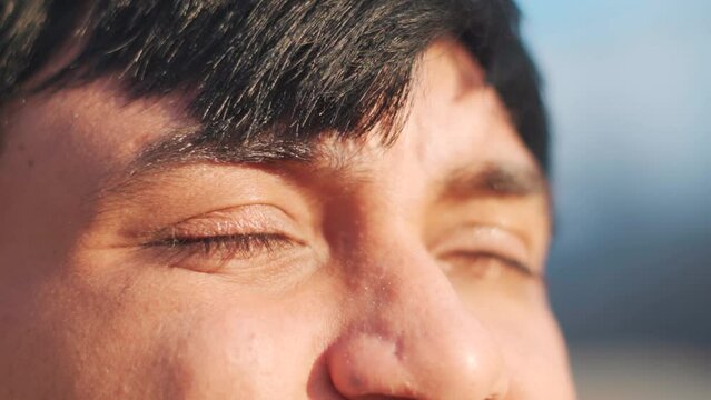 Staring At Sun Images – Browse 25,604 Stock Photos, Vectors, and Video ...