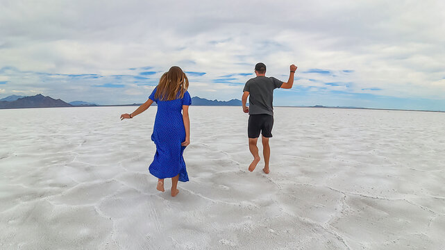 "Salt Flats"-Bilder: Stock-Fotos & -Videos. | Adobe Stock