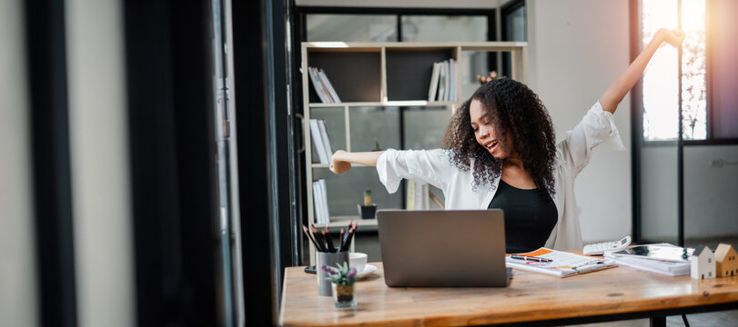 "Work Week"-Bilder: Stock-Fotos & -Videos. | Adobe Stock