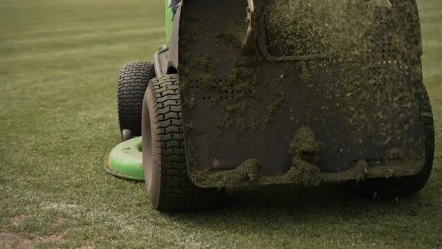 รูปภาพLawnmover – เลือกดูภาพถ่ายสต็อก เวกเตอร์ และวิดีโอ142,132 | Adobe ...