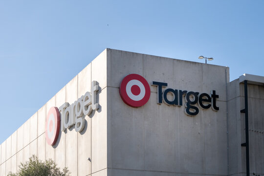 "Target Logo" Images – Browse 426 Stock Photos, Vectors, and Video ...