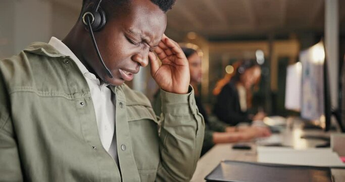 Frustrated Customer Service Images – Browse 9,337 Stock Photos, Vectors ...