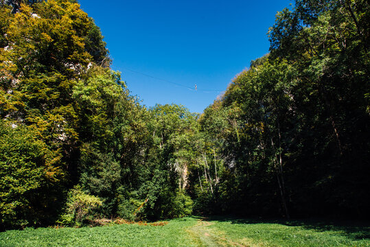 Acrobatie Images – Browse 1,622 Stock Photos, Vectors, and Video ...