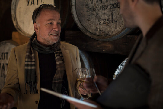 รูปภาพ"Taze – เลือกดูภาพถ่ายสต็อก เวกเตอร์ และวิดีโอ10,579 | Adobe Stock