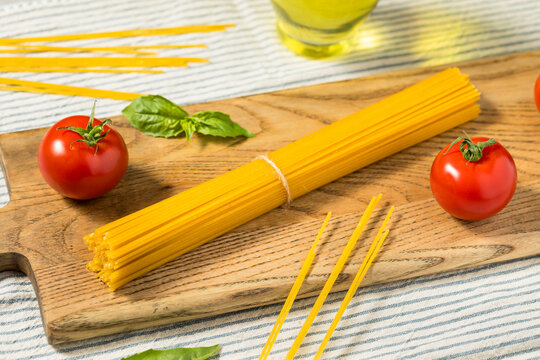 "Raw Spaghetti" Images – Browse 1,641 Stock Photos, Vectors, and Video ...