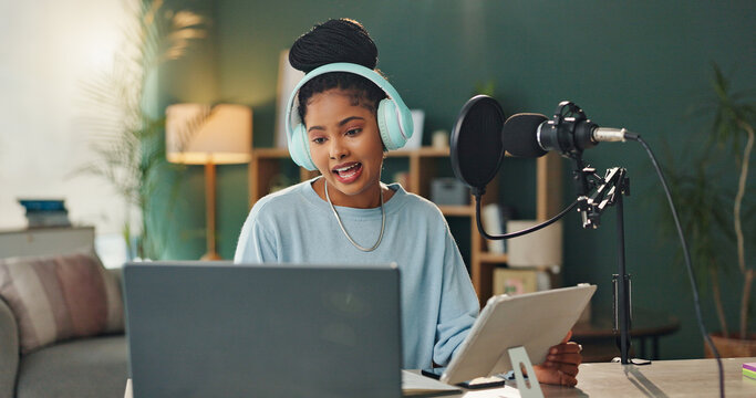 "Talk Radio" Images – Browse 832 Stock Photos, Vectors, and Video ...