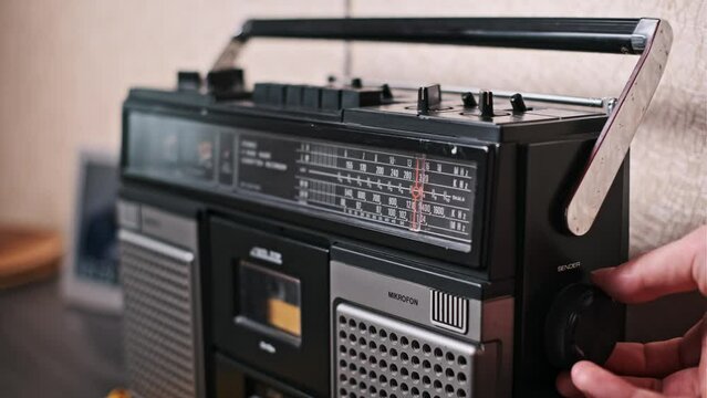 Airwaves Images – Browse 15,657 Stock Photos, Vectors, and Video ...