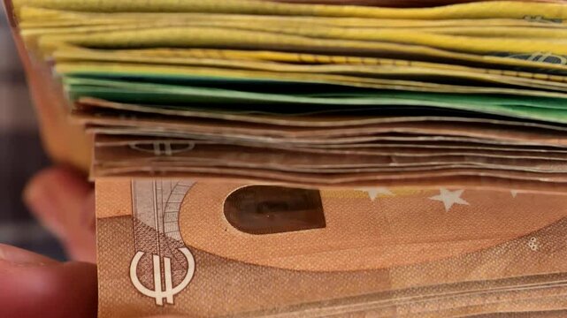 "Stack Of Money"-Bilder: Stock-Fotos & -Videos. | Adobe Stock