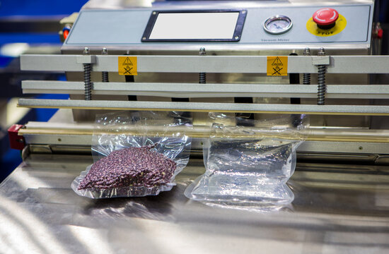 รูปภาพThermoform – เลือกดูภาพถ่ายสต็อก เวกเตอร์ และวิดีโอ1,202 | Adobe ...