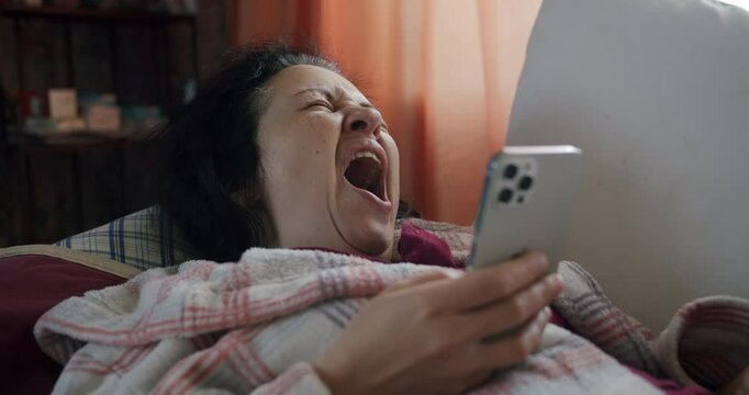 Bored Overweight Women Images – Browse 2,046 Stock Photos, Vectors, and ...